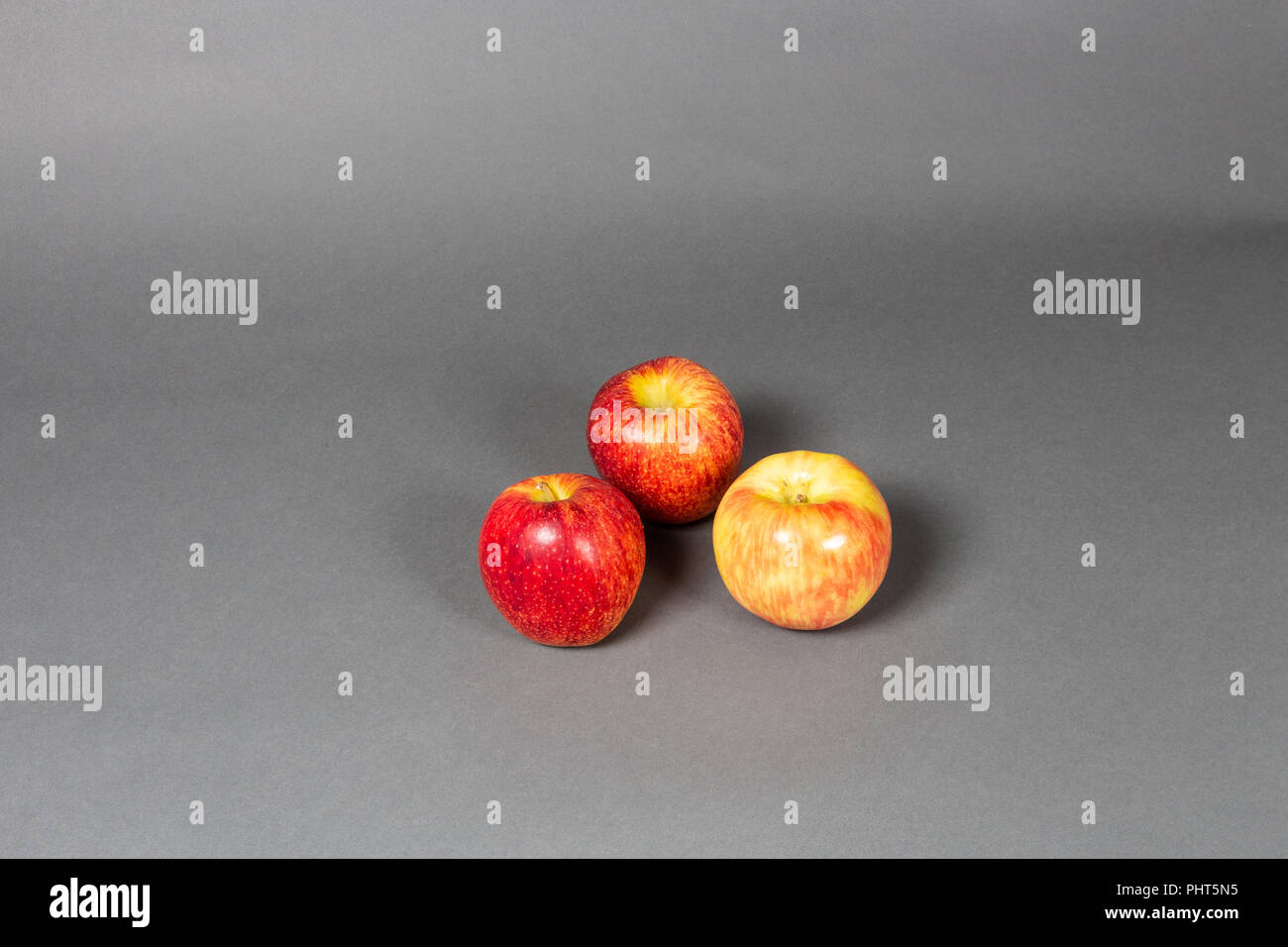Seamless apples hi-res stock photography and images - Alamy