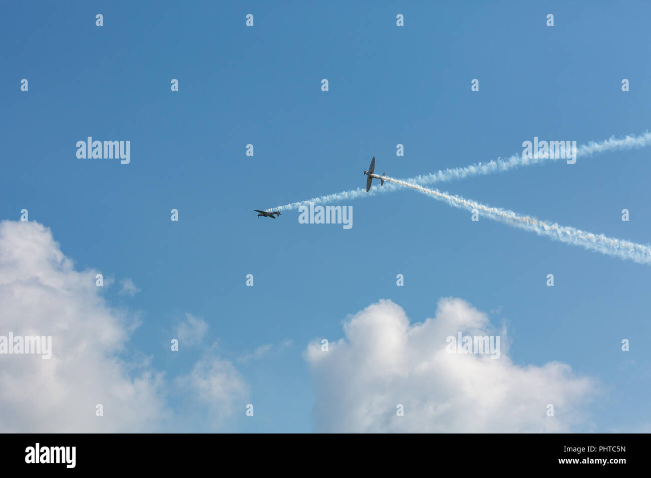 UK Bournemouth Air Festival is in its 0th year, crowds flock to see the ...