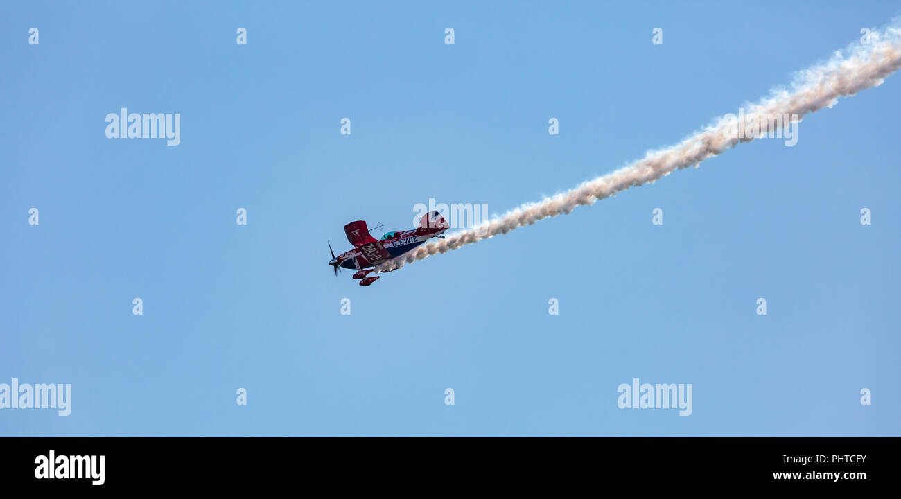 UK Bournemouth Air Festival is in its 0th year, crowds flock to see the ...