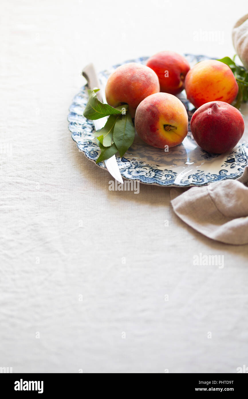 Farm fresh peaches Stock Photo - Alamy