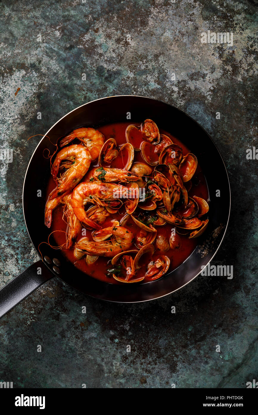Pink Clams High Resolution Stock Photography and Images - Alamy