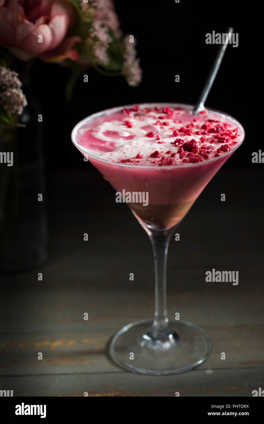 Iced Beetroot Latte Stock Photo - Alamy
