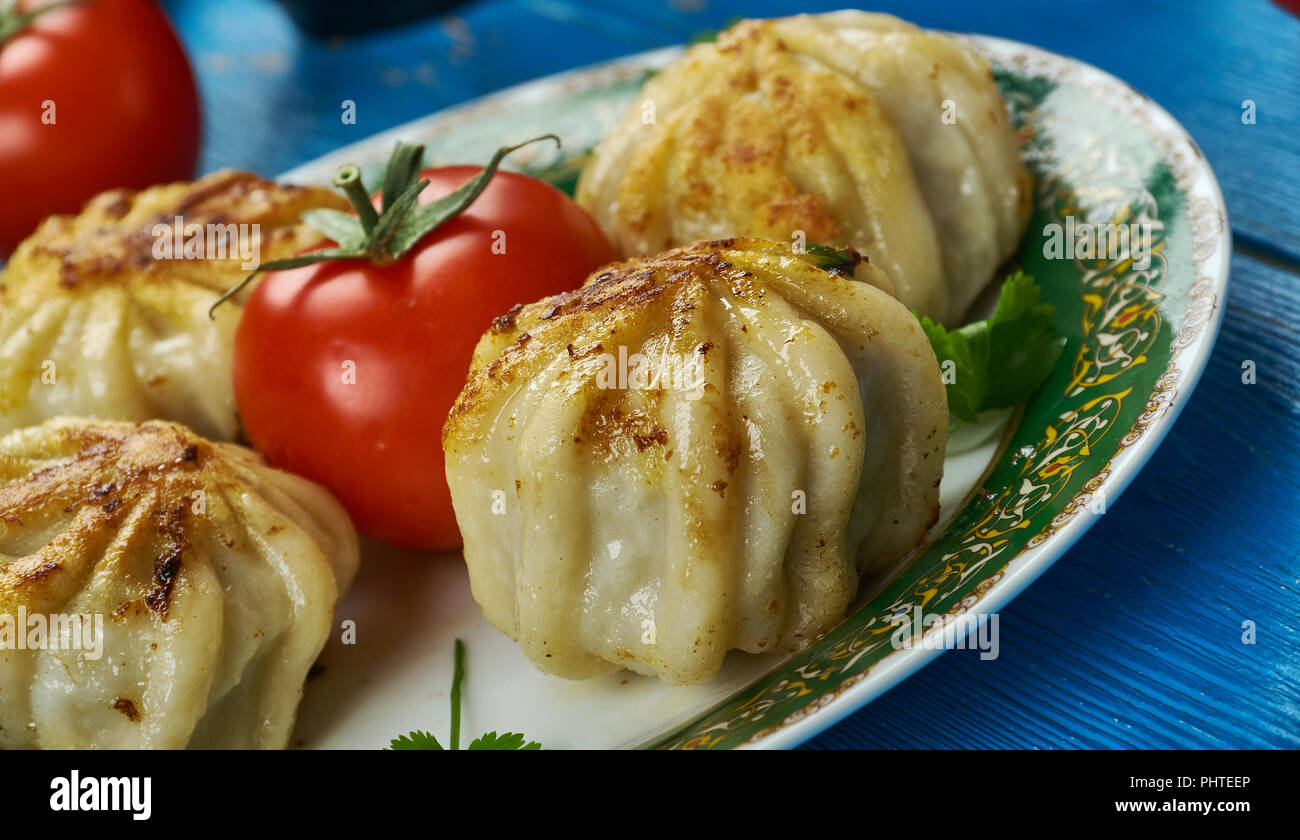 Fried manti hi-res stock photography and images - Alamy