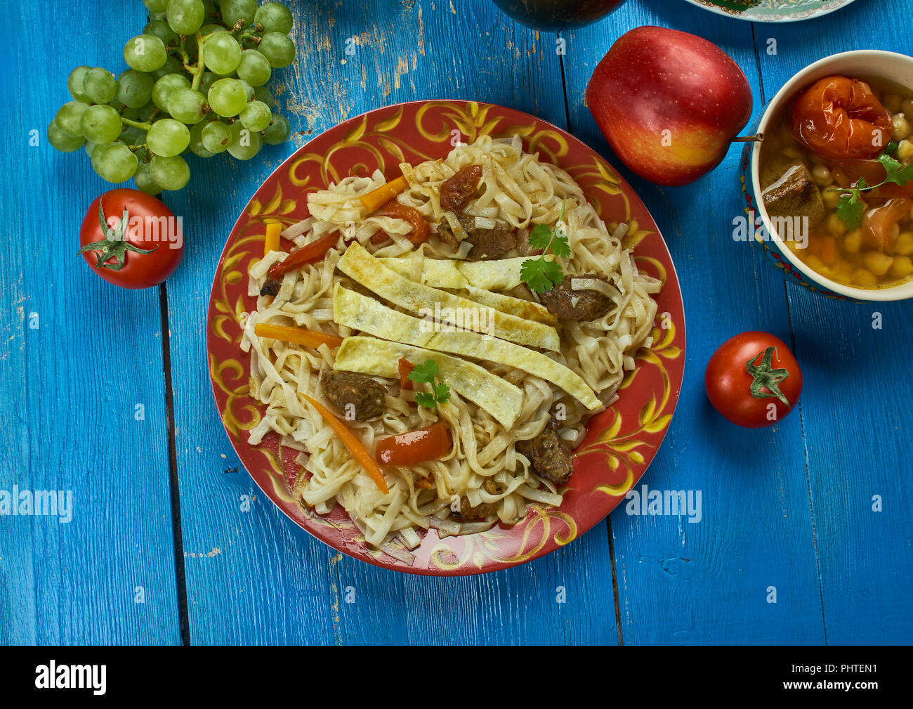 Uzbek Qovurma lagmon Stock Photo - Alamy