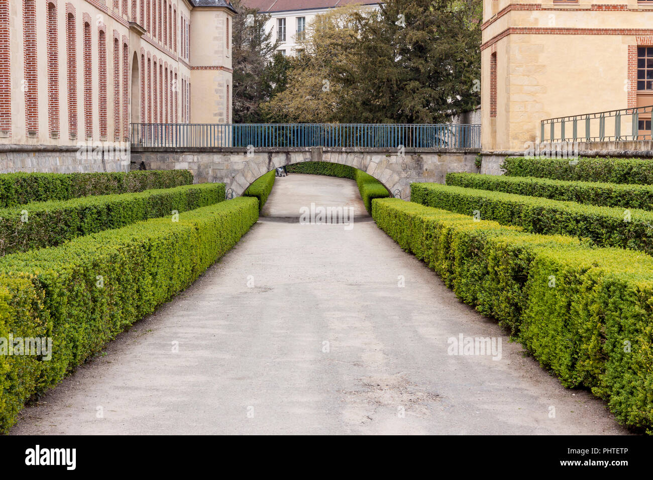 Royal hunting castle in Fontainebleau - France Stock Photo - Alamy