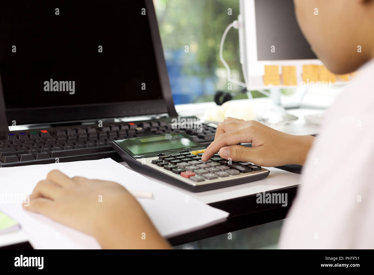 Calculation typing hi-res stock photography and images - Alamy