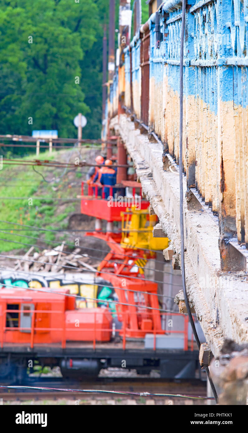 Repair of the old railway bridge Stock Photo - Alamy