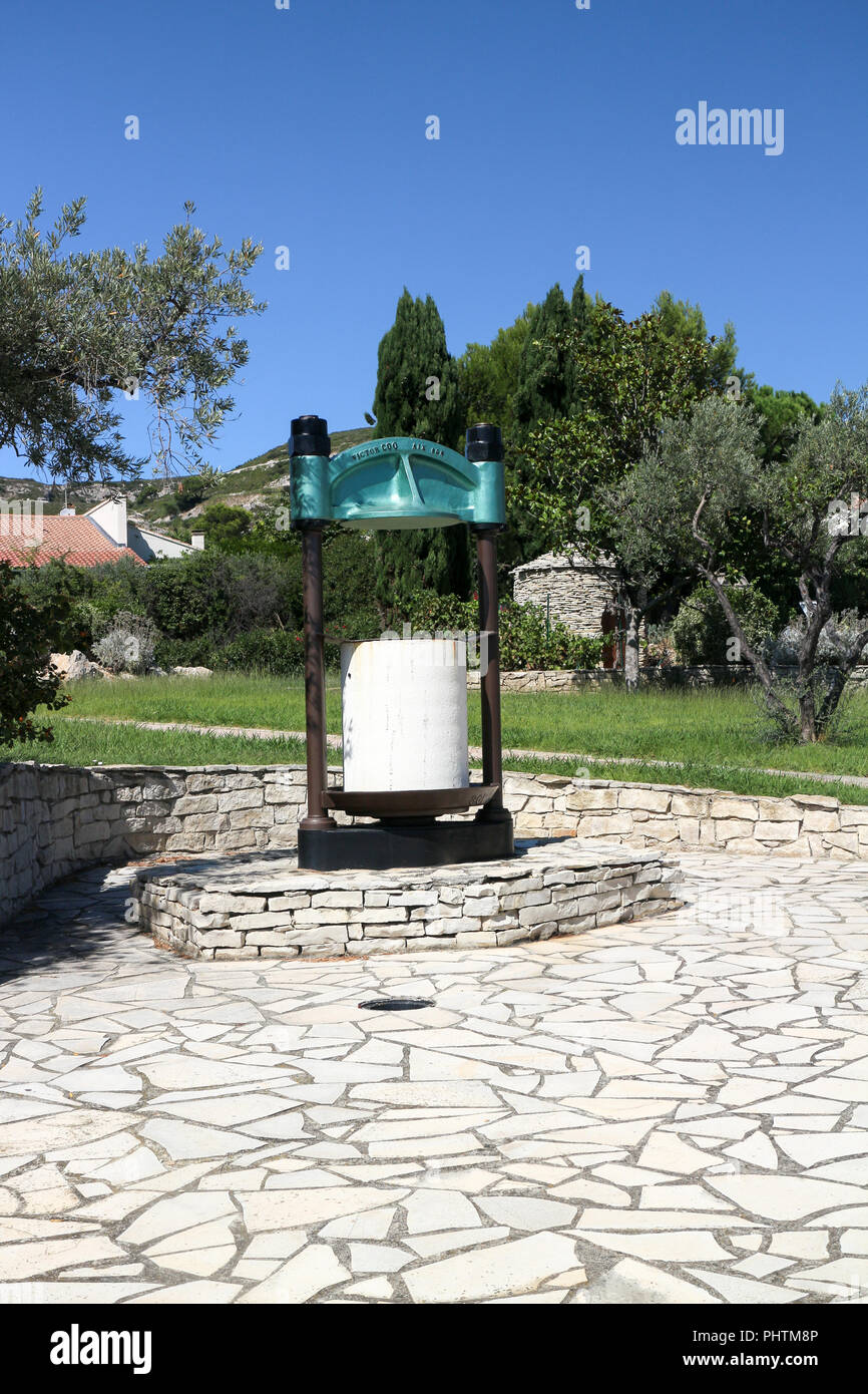 Roundabouts of Provence : Coudoux Stock Photo - Alamy