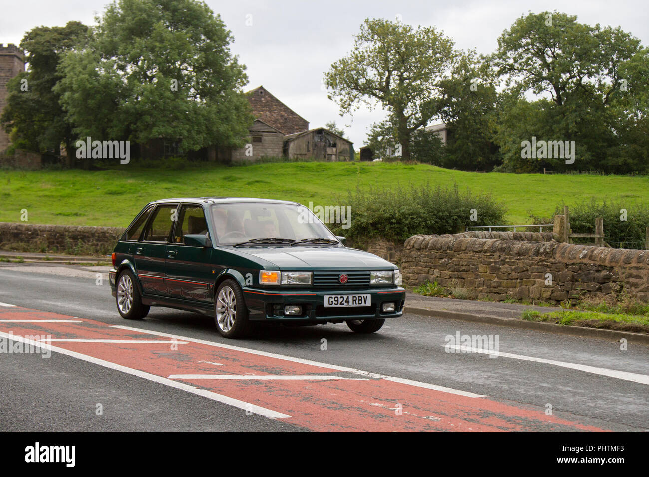 1989 Green MG Maestro Turbo G924RBV at Hoghton Tower Classic, veteran ...