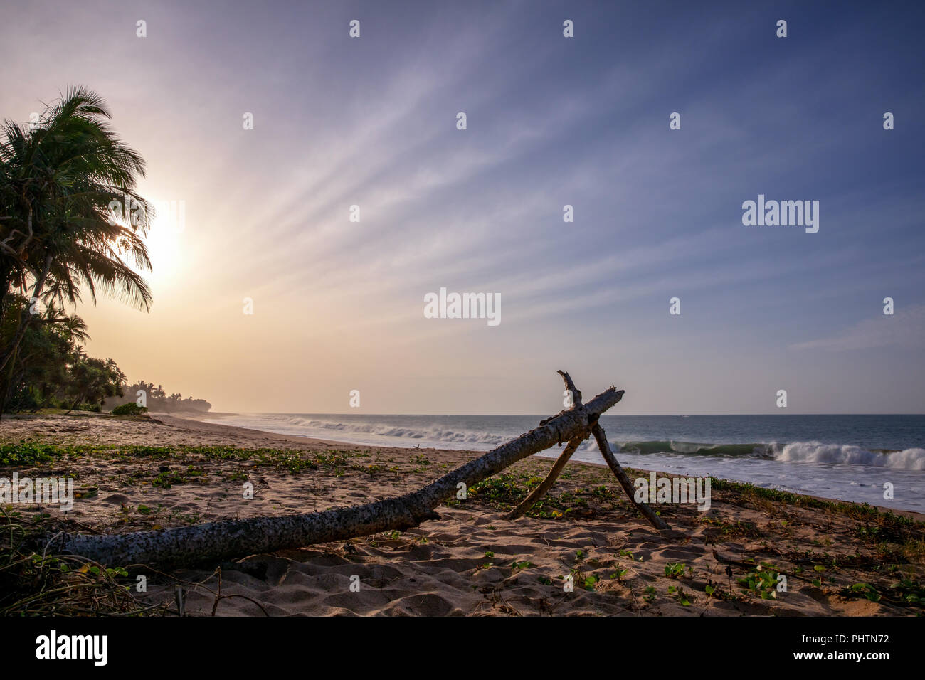 Beaches of sri lanka hi-res stock photography and images - Alamy