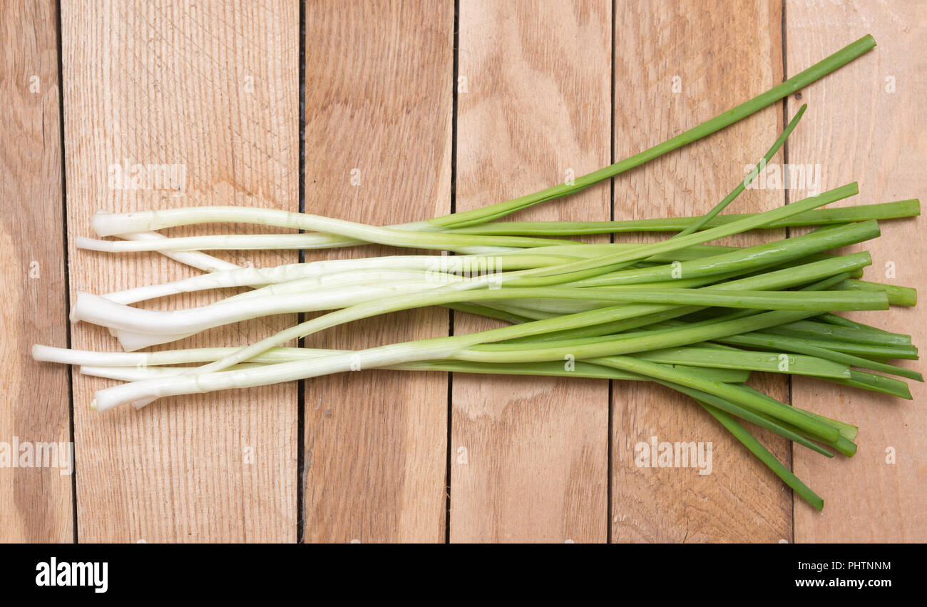 Spring onion on cutting hi-res stock photography and images - Alamy