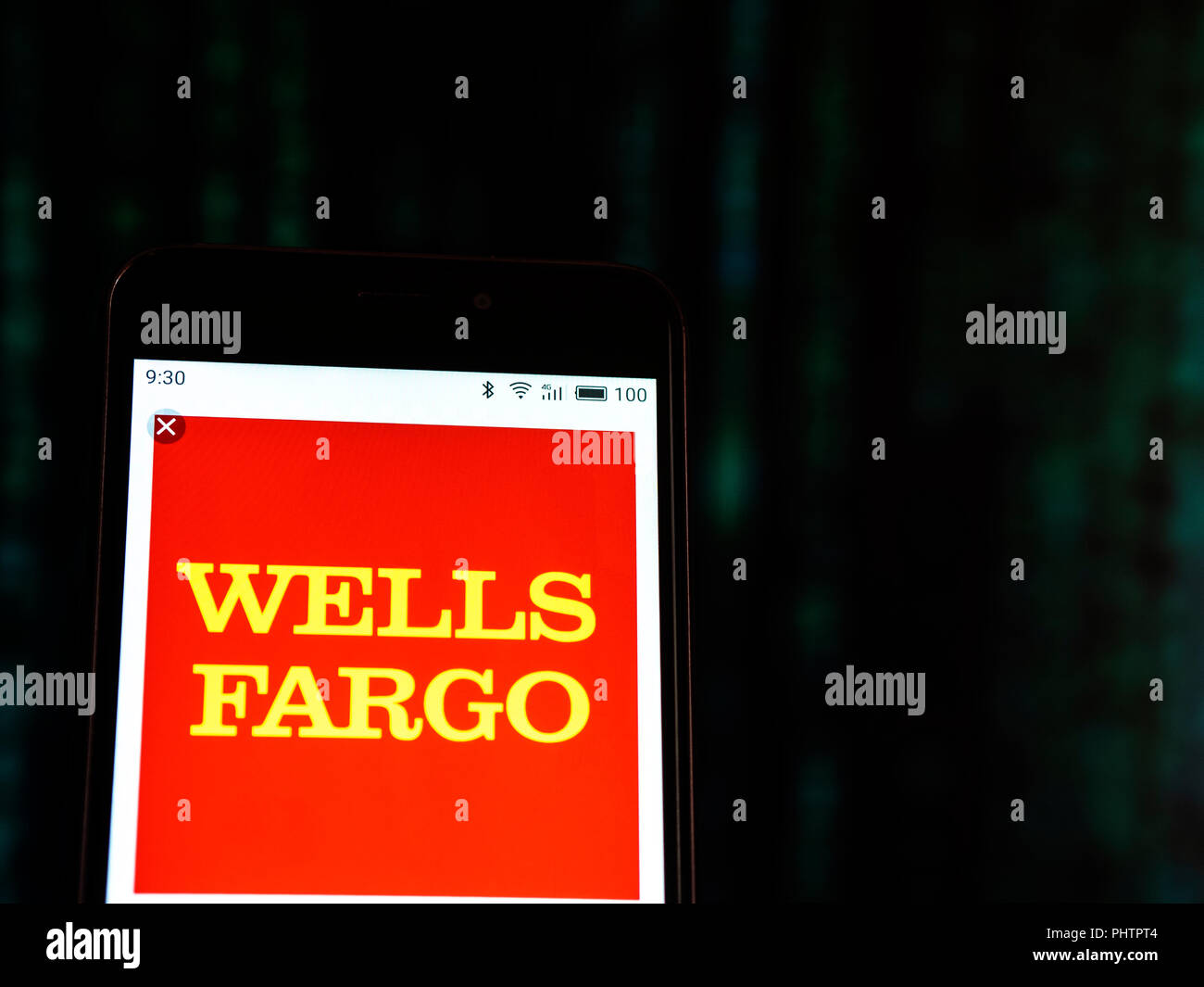 Wells fargo logo hi-res stock photography and images - Alamy