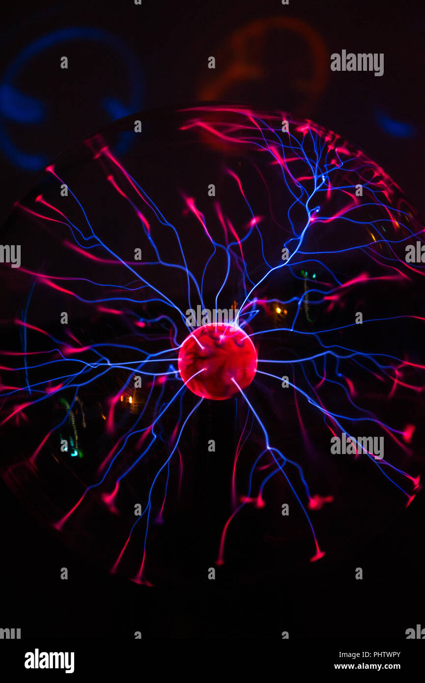 Plasma physics lab hi-res stock photography and images - Alamy
