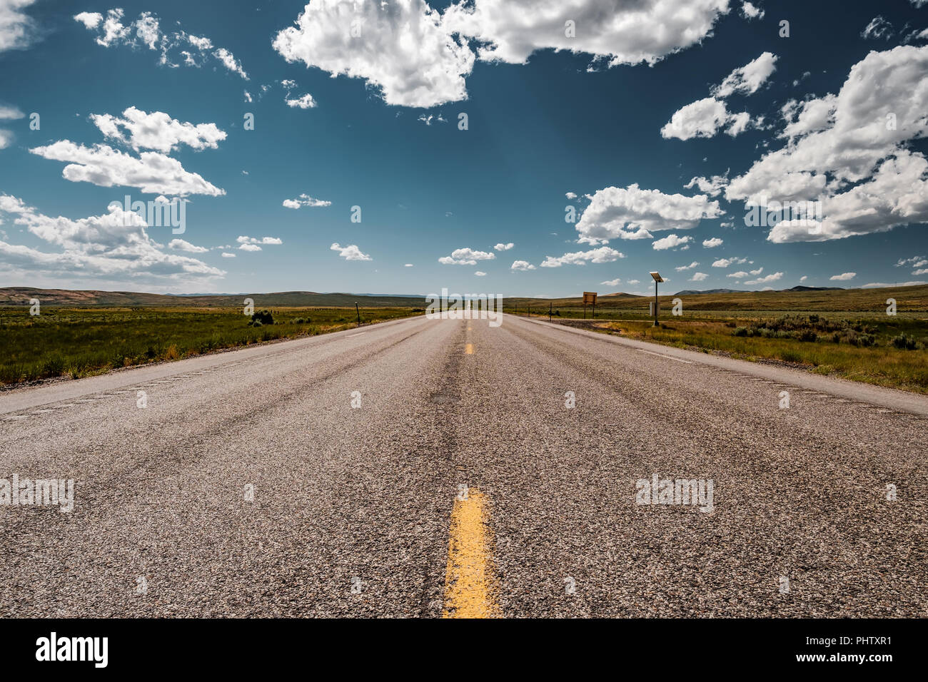 Wide highway shoulder hi-res stock photography and images - Alamy