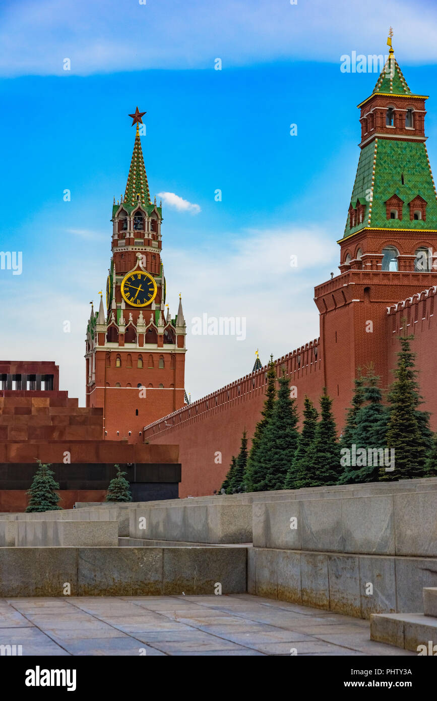 Kremlin and red square, moscow hi-res stock photography and images - Alamy