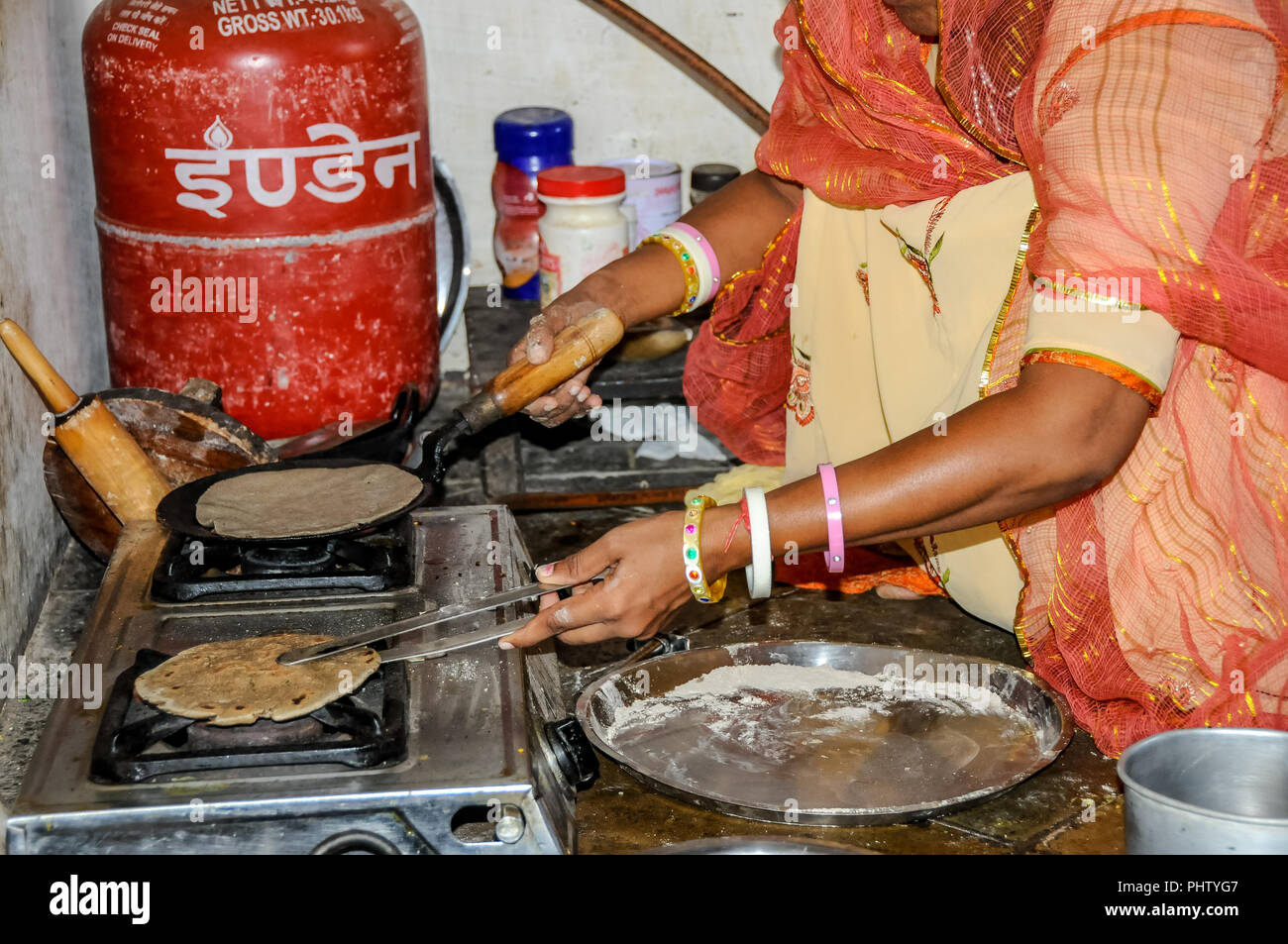 Preparation chapati in traditional hi-res stock photography and images ...
