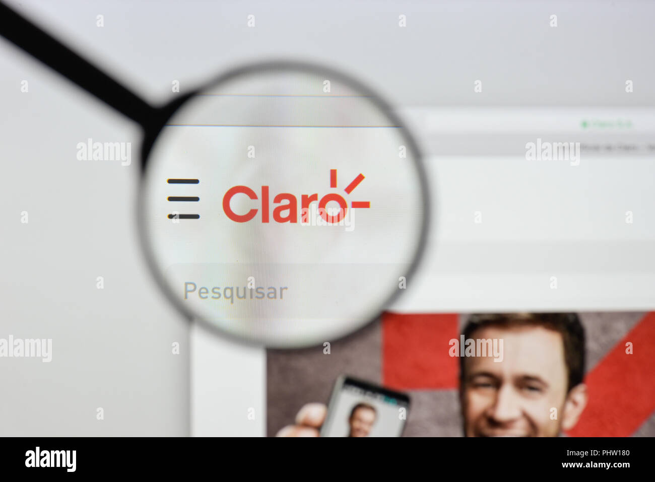 Claro store hi-res stock photography and images - Alamy