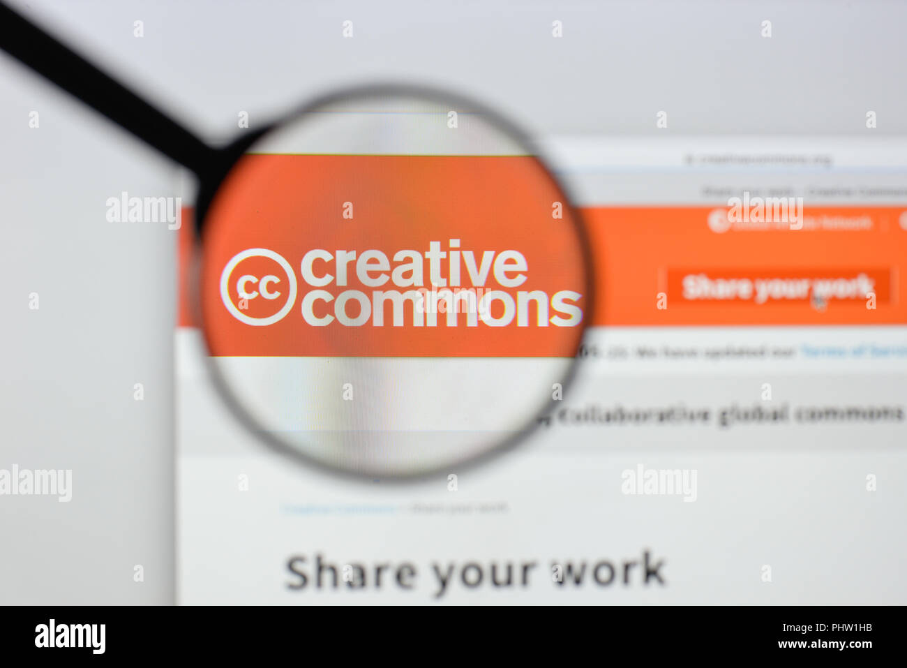 Creative commons logo hi-res stock photography and images - Alamy