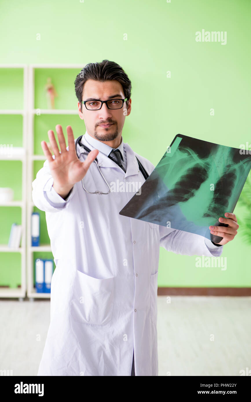 Computed tomography lung cancer hi-res stock photography and images - Alamy