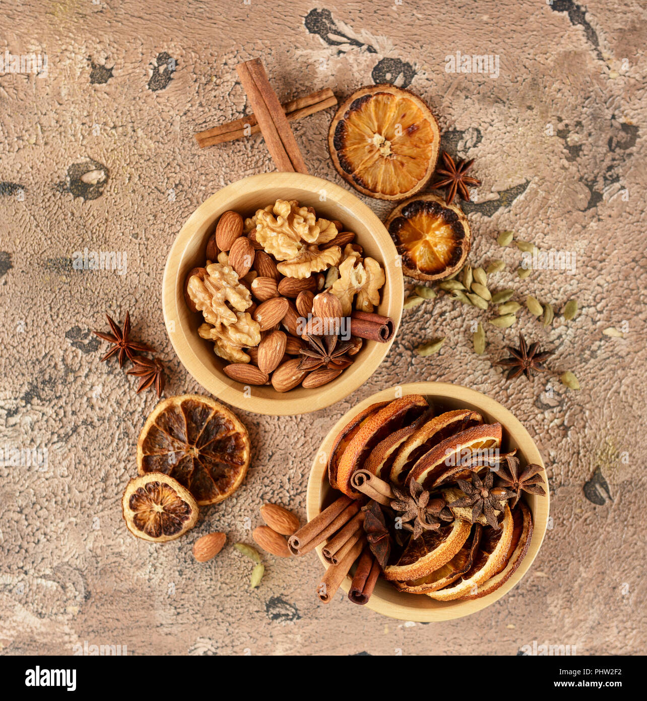Dried fruit slices cardamom hi-res stock photography and images - Alamy