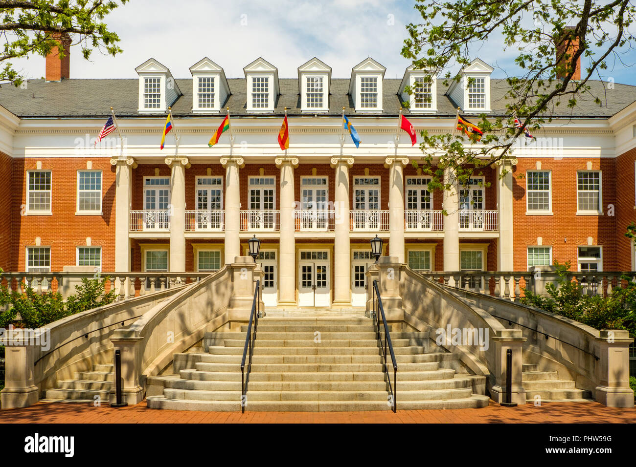 Office of admisions hi-res stock photography and images - Alamy