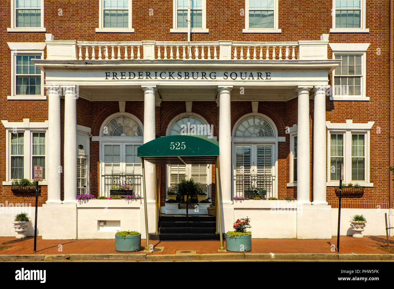 Fredericksburg Square, 525 Caroline Street, Fredericksburg, Virginia ...