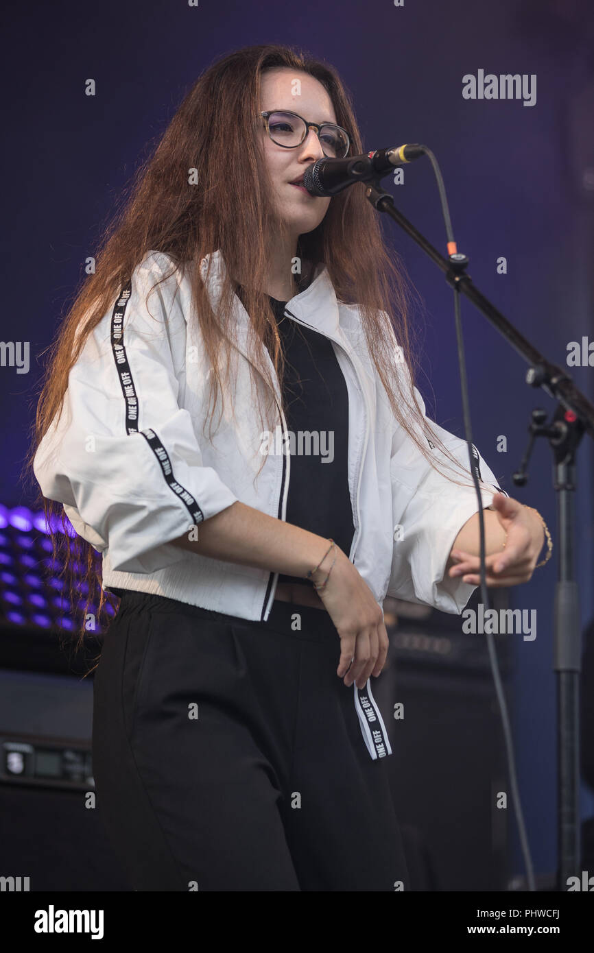 Veronica fusaro singer hi-res stock photography and images - Alamy