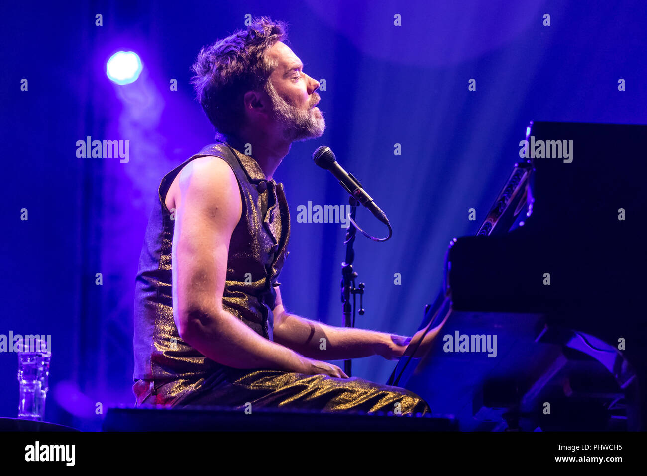 Rufus band hi-res stock photography and images - Alamy