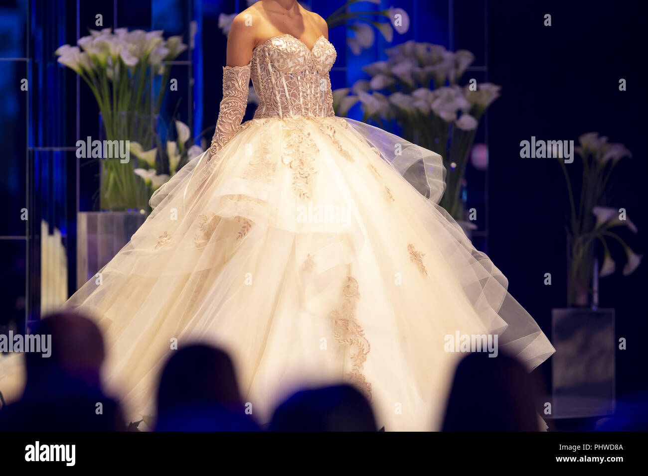 Fashion catwalk runway show model Stock Photo - Alamy