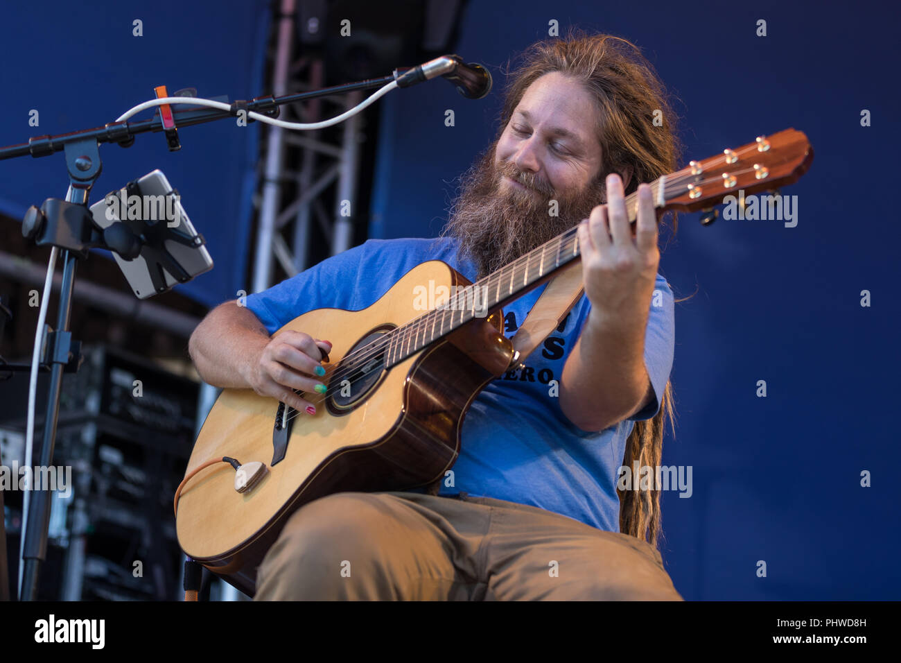 Mike love hi-res stock photography and images - Alamy
