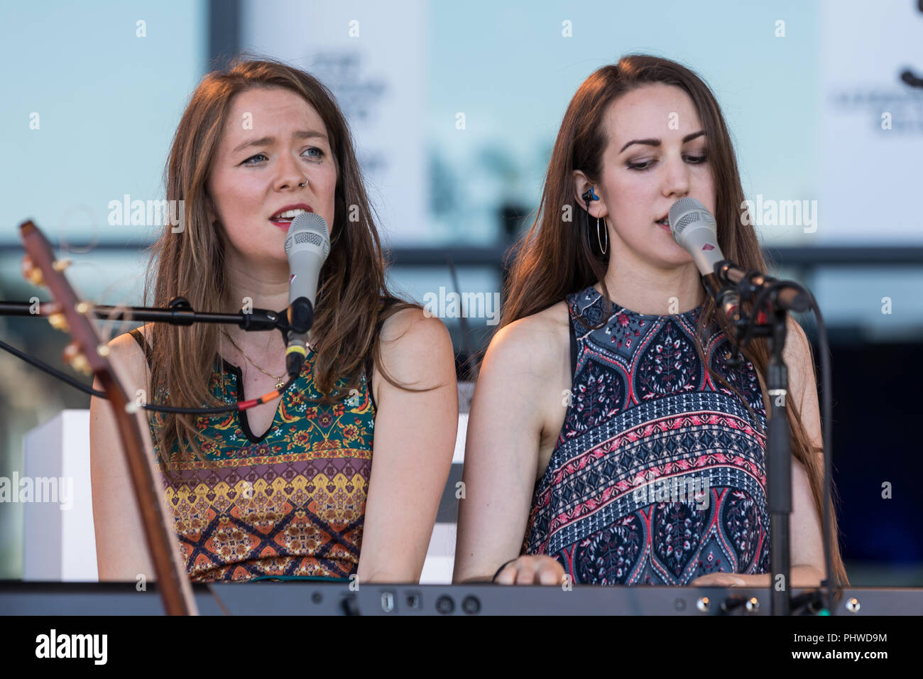 Another pavilion hi-res stock photography and images - Alamy