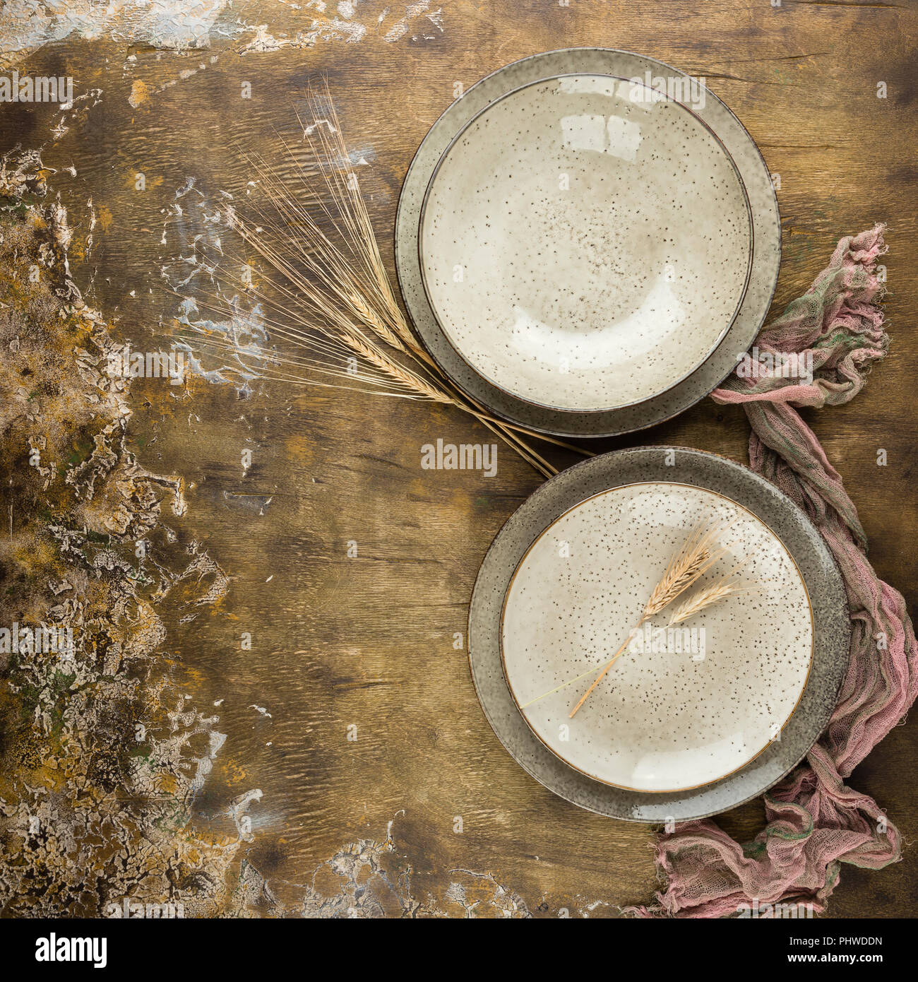 Food background with empty plates Stock Photo - Alamy