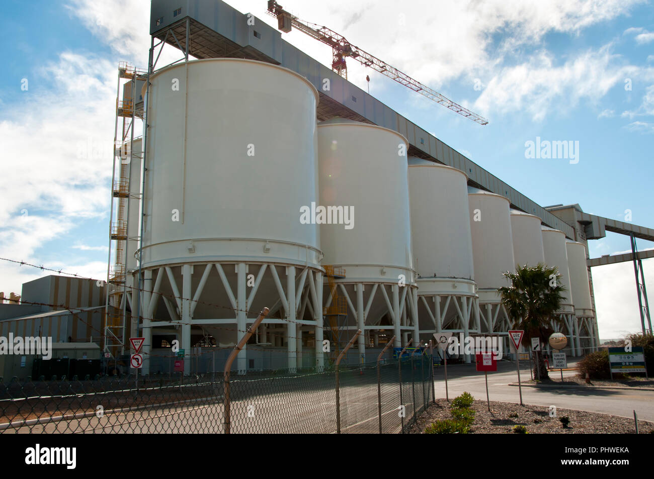 Wheat silo australia hi-res stock photography and images - Alamy