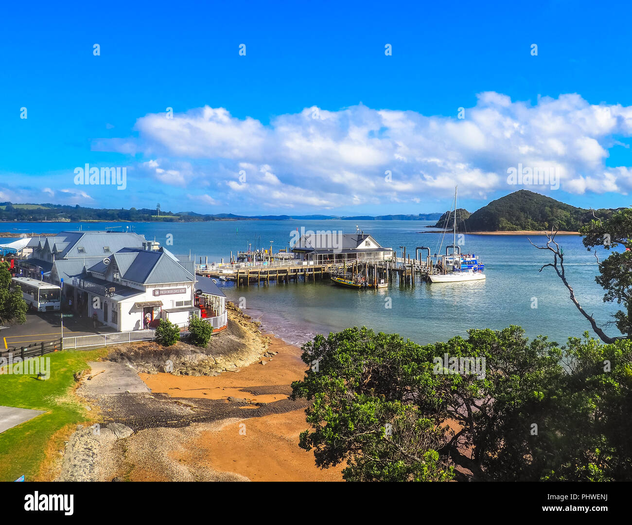 Paihia wharf hi-res stock photography and images - Alamy