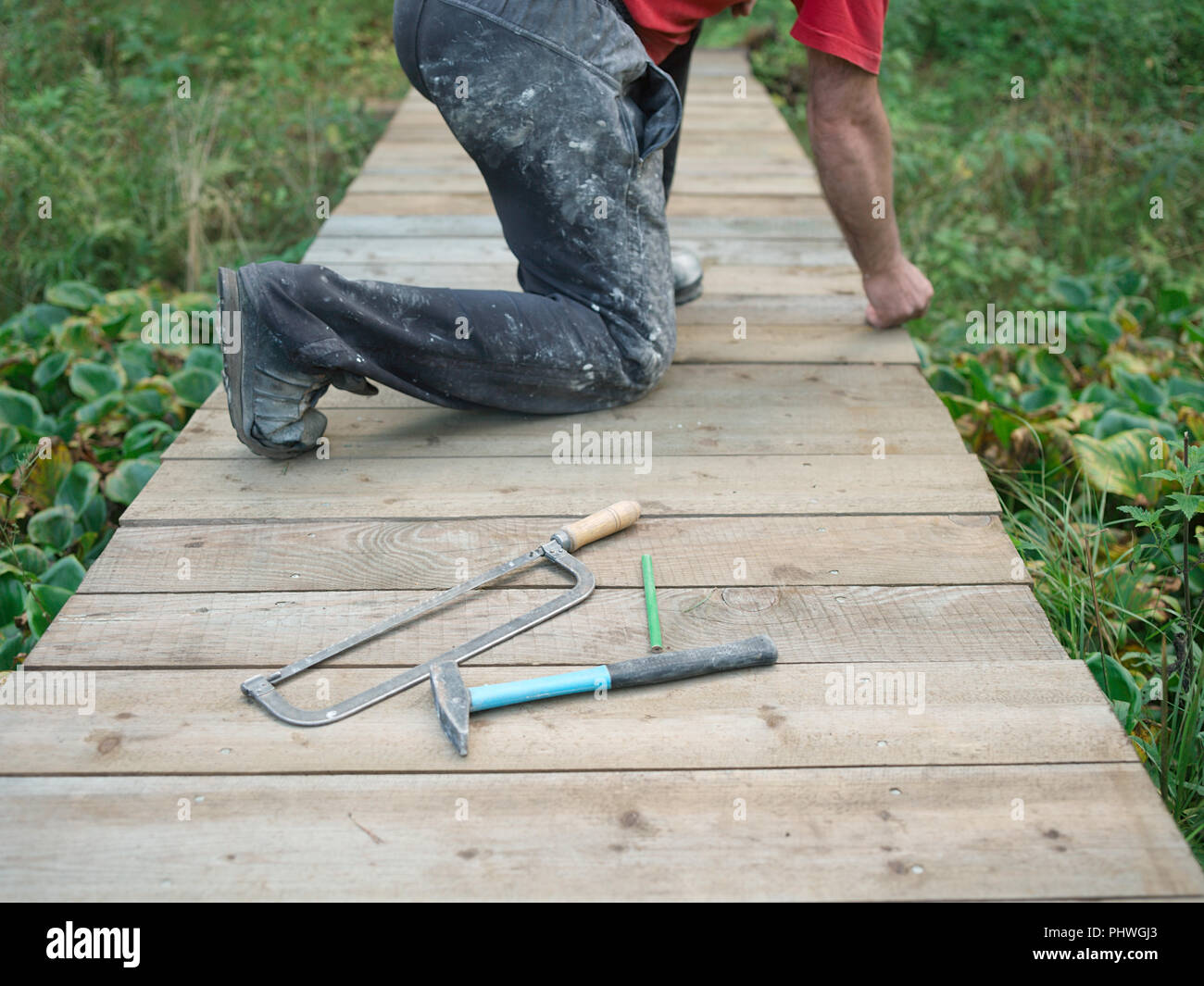 Repairing bridge hi-res stock photography and images - Alamy