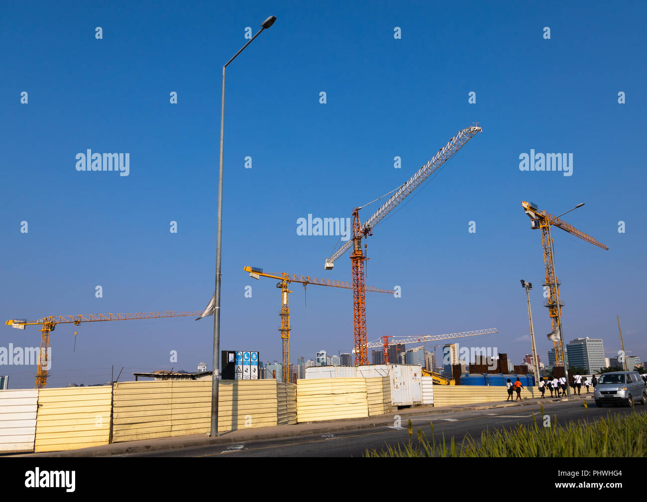 Construction site luanda angola hi-res stock photography and images - Alamy