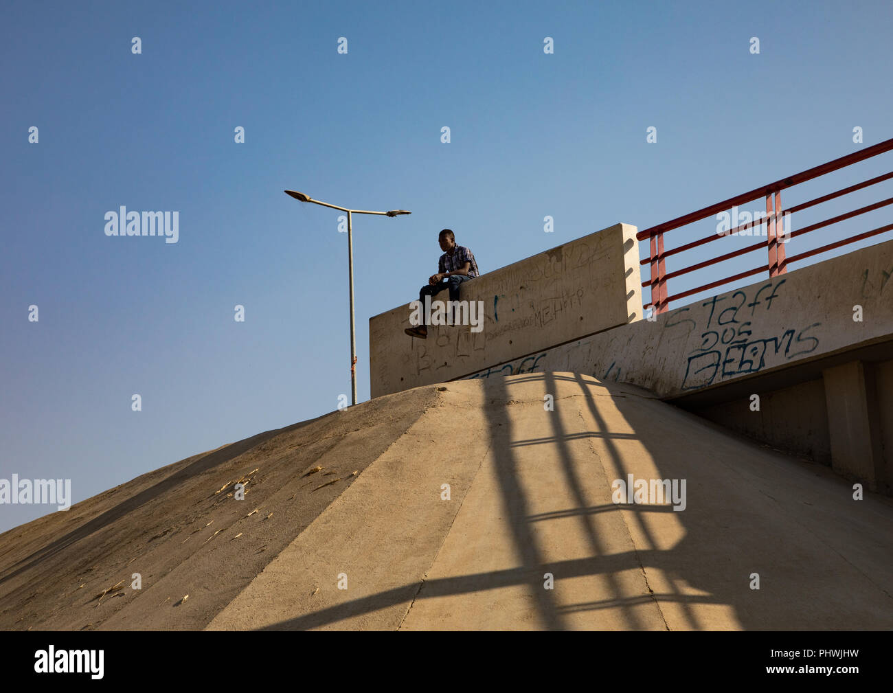 Angolan man High Resolution Stock Photography and Images - Alamy