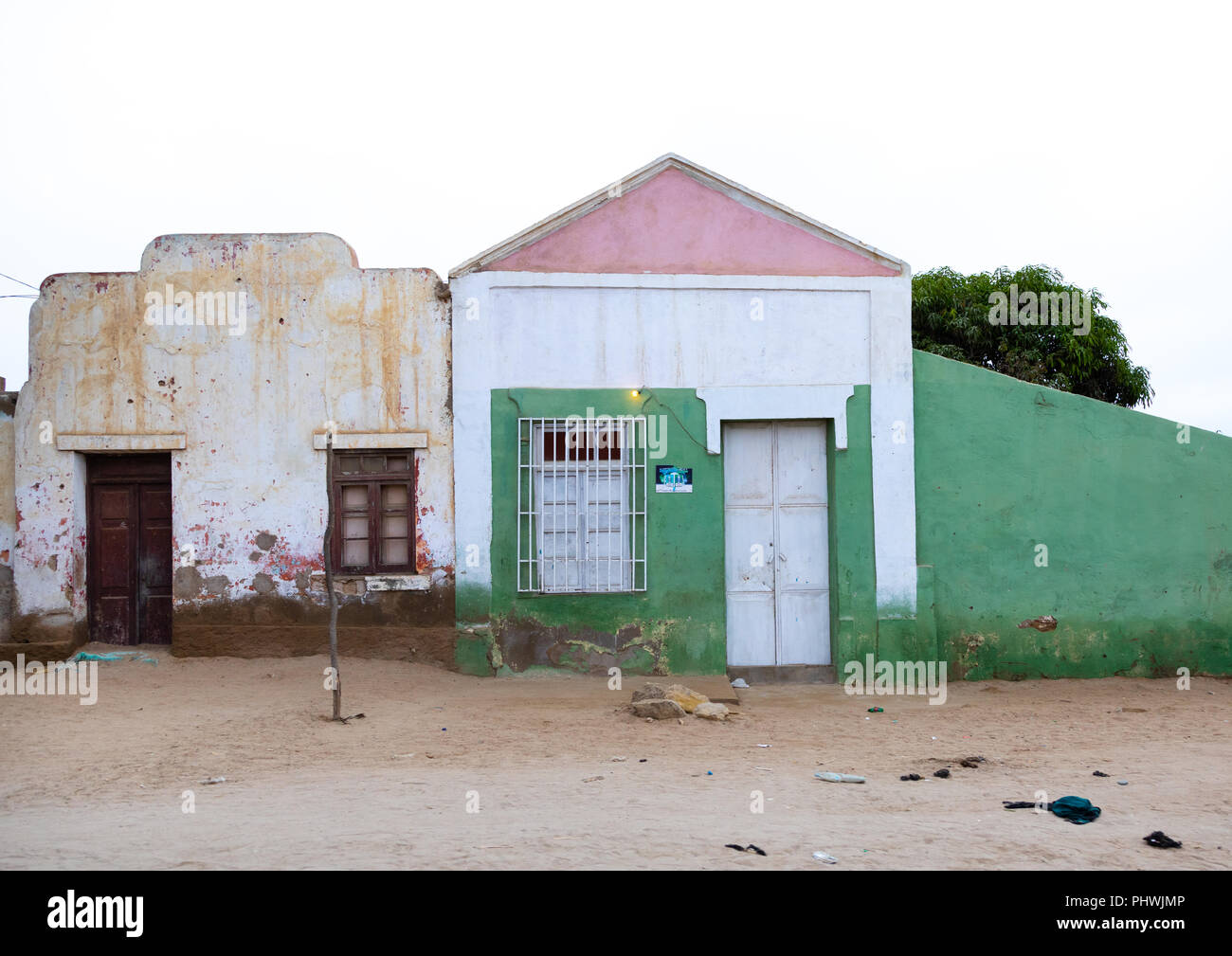 Angola africa old colonial portuguese house hi-res stock photography ...