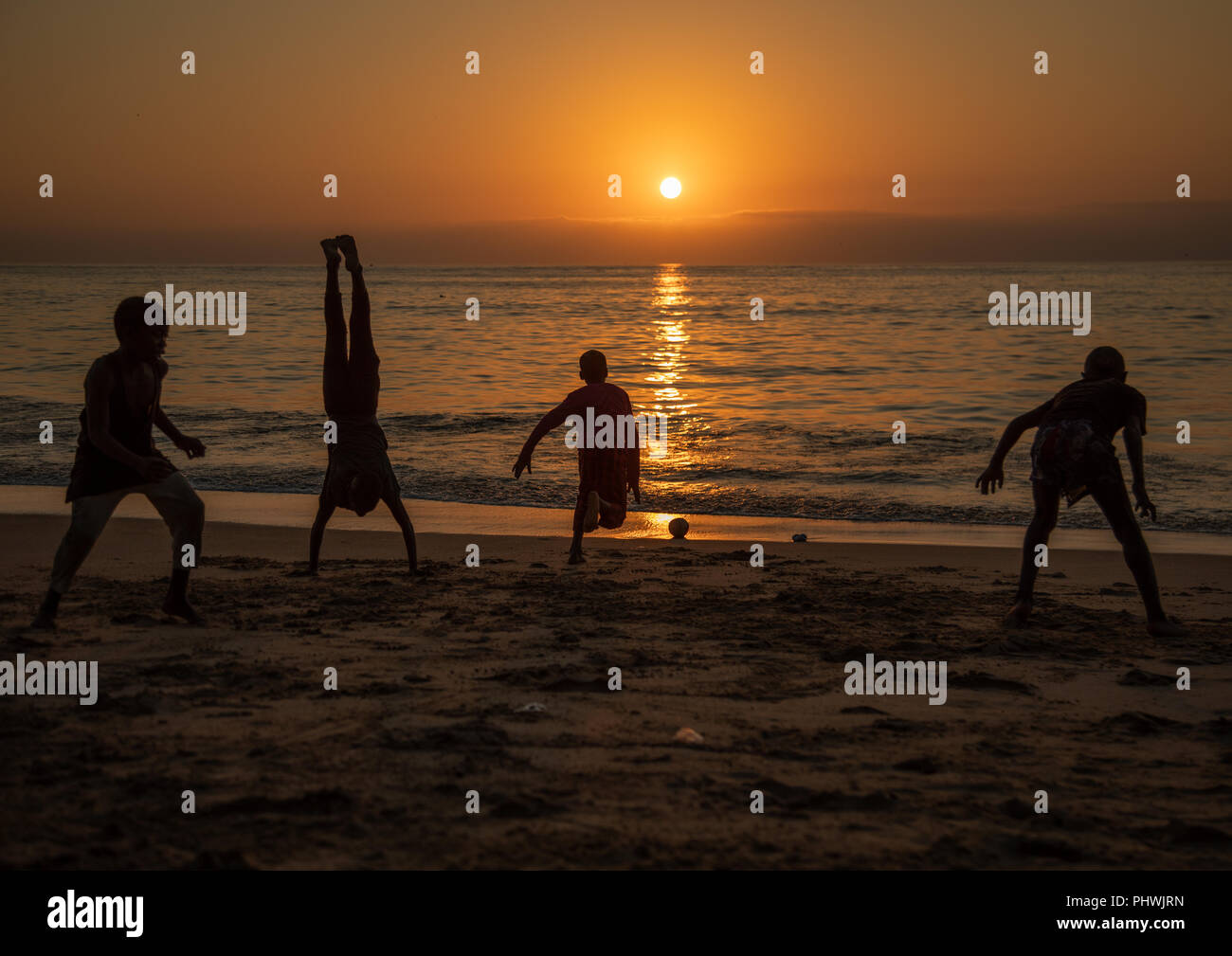 Capoeira angola hi-res stock photography and images - Alamy