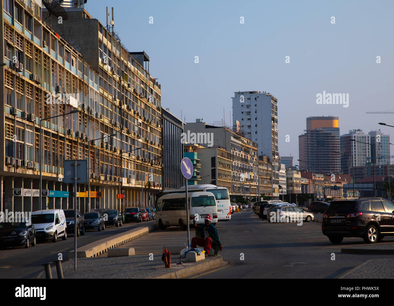 Buildings along the Marginal promenade called avenida 4 de fevereiro ...