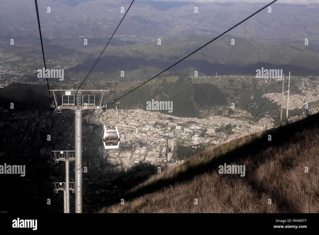 Teleferico quito hi-res stock photography and images - Alamy