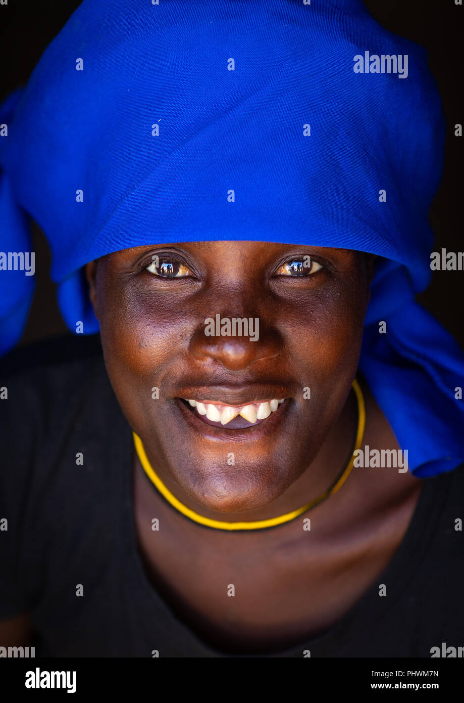 Sharpened teeth hi-res stock photography and images - Alamy
