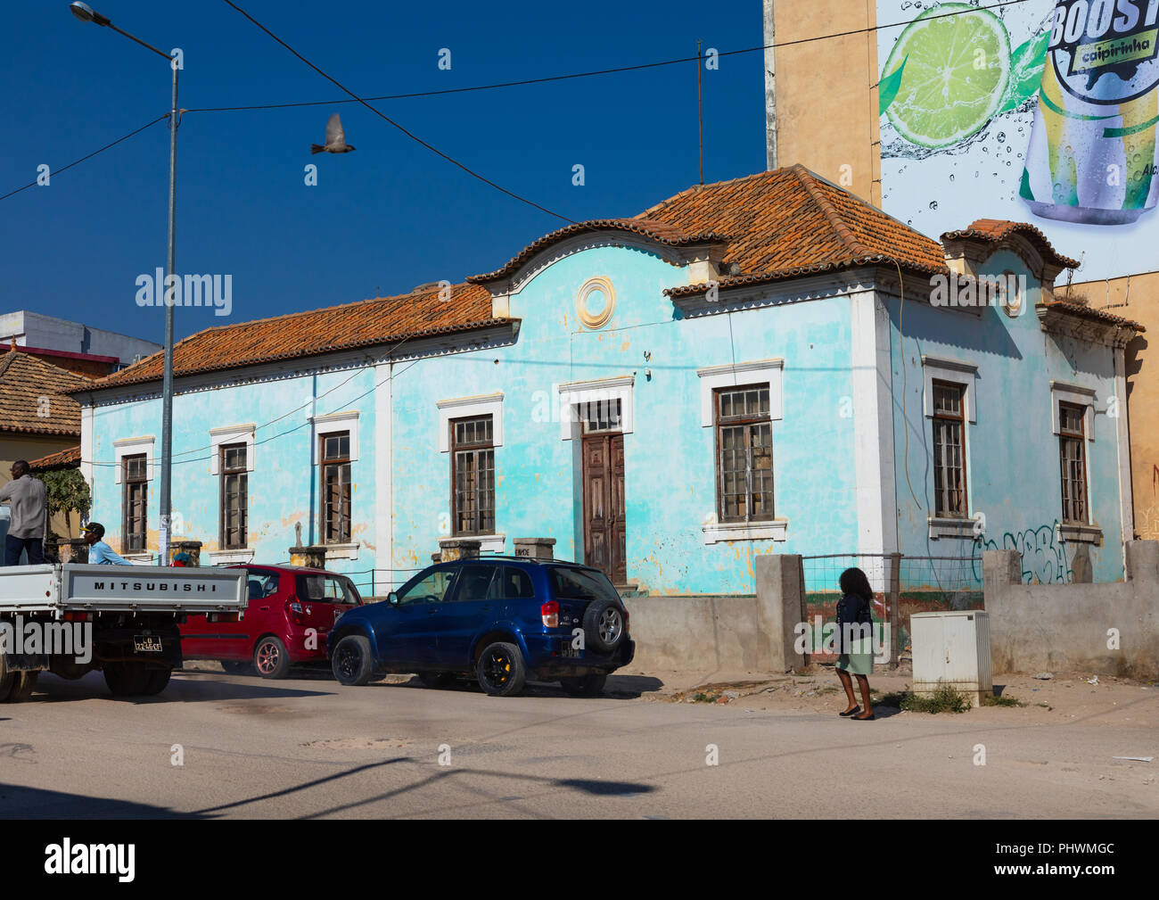 Angola africa old colonial portuguese house hi-res stock photography ...
