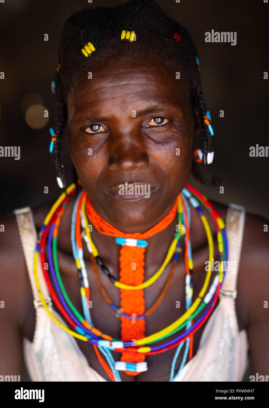 Mudimba tribe woman, Cunene Province, Cahama, Angola Stock Photo - Alamy