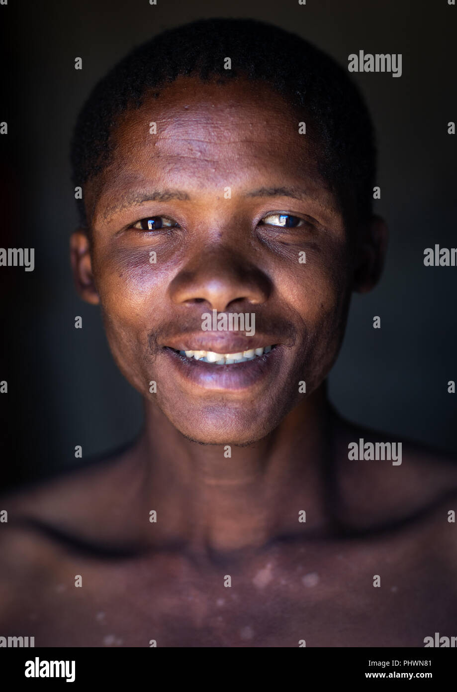 San Tribe Man High Resolution Stock Photography and Images - Alamy