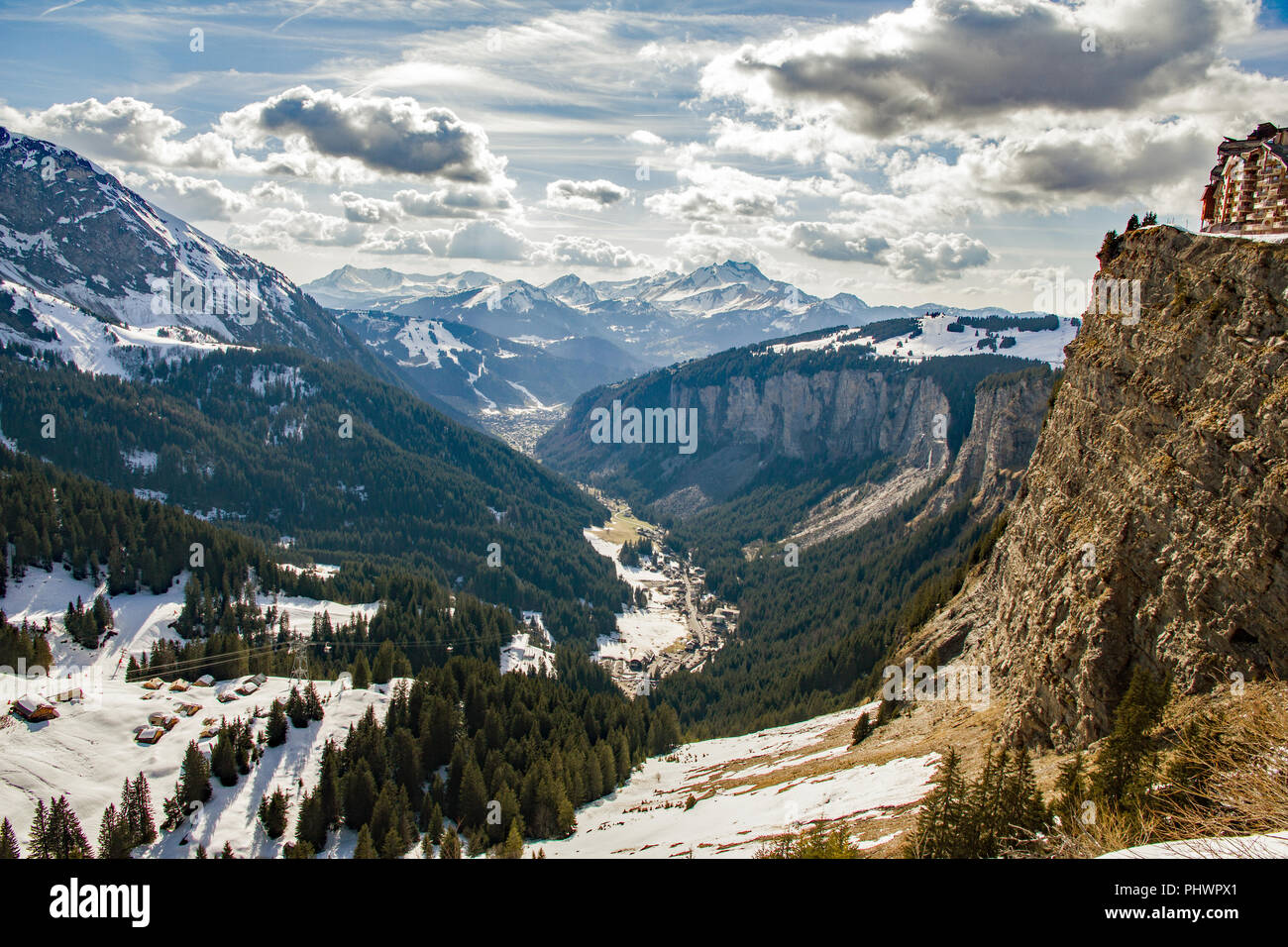 Morzine ski resort hi-res stock photography and images - Alamy