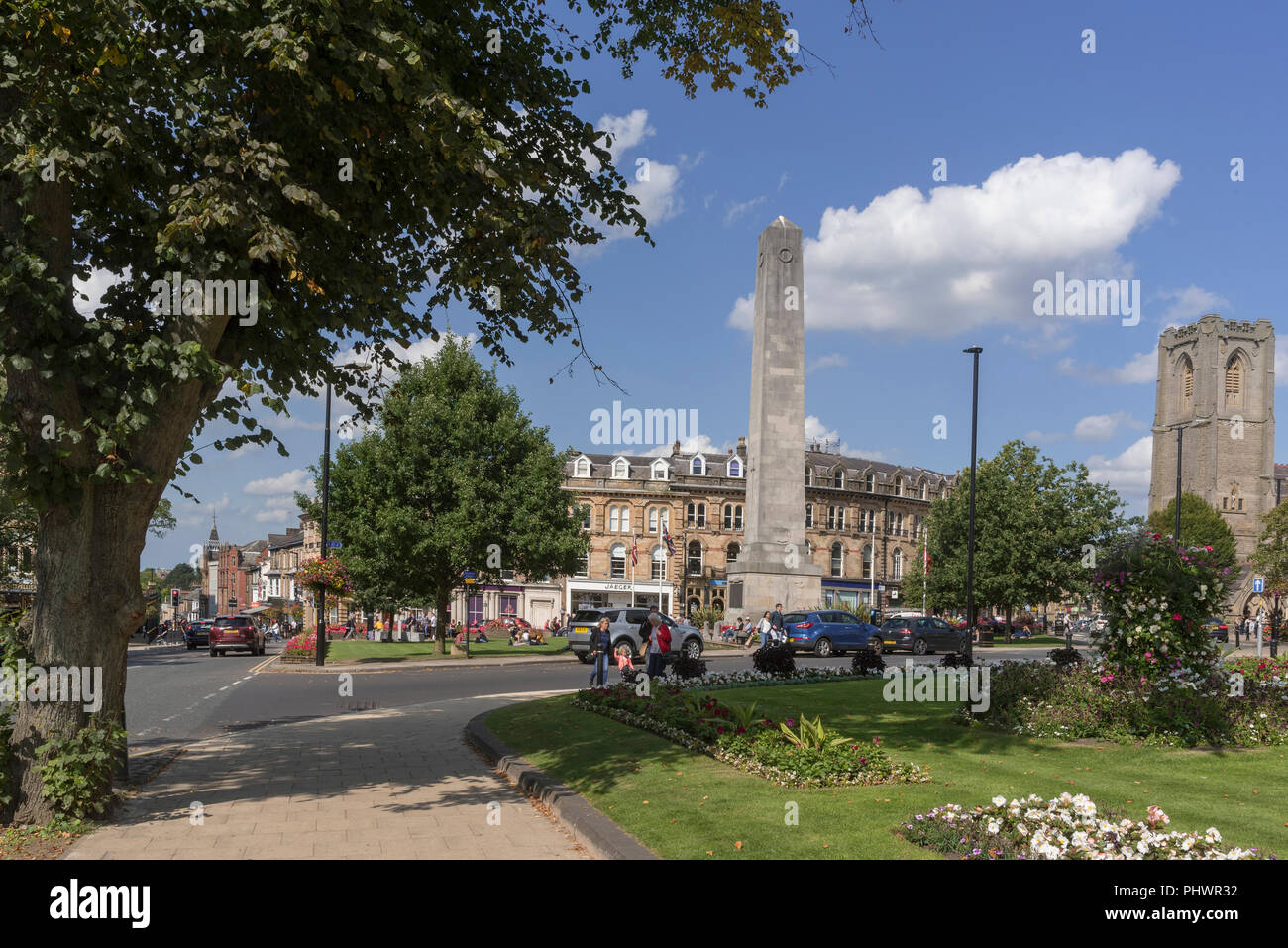Harrogate town centre hi-res stock photography and images - Alamy