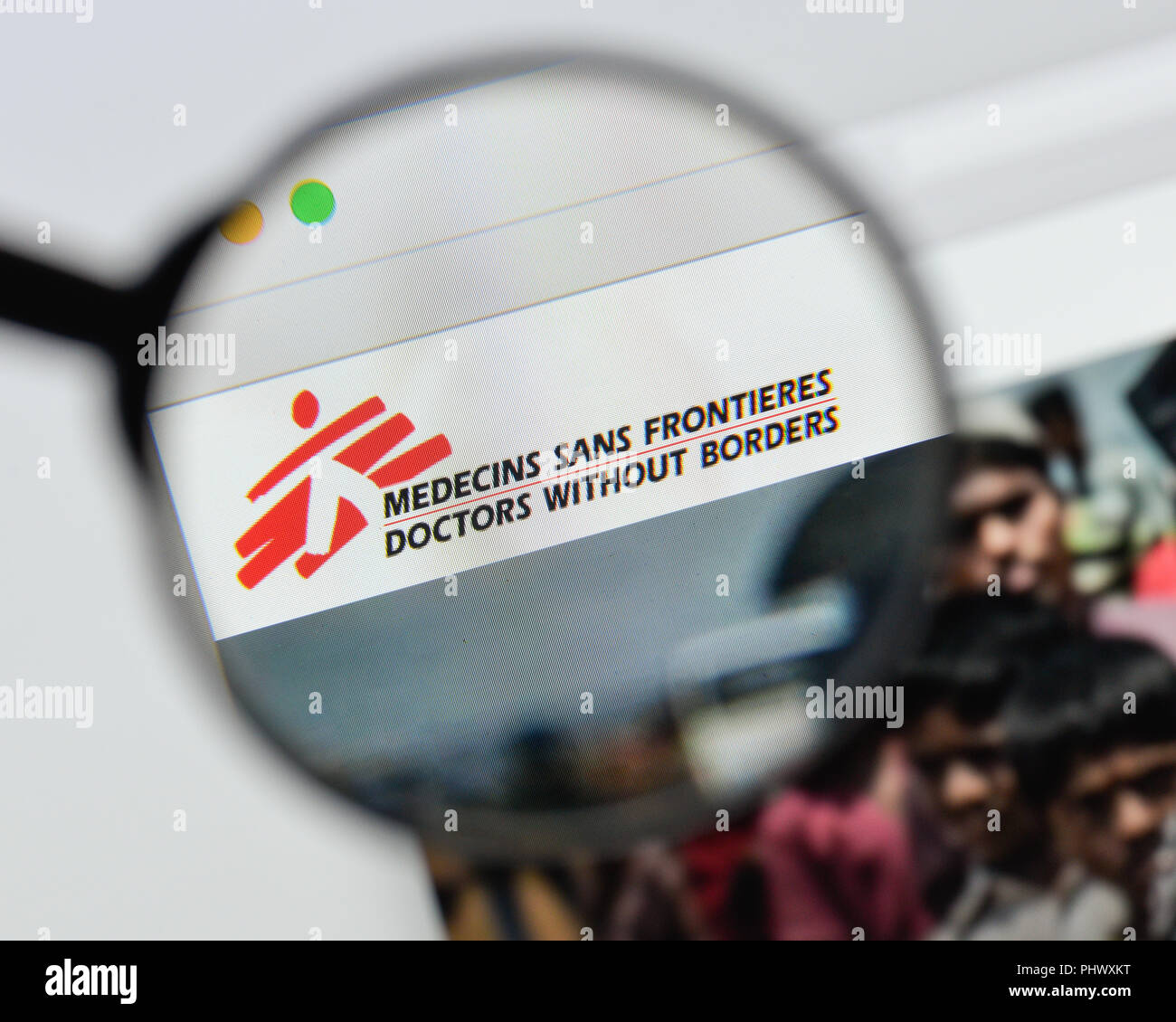 Doctors without borders logo hi-res stock photography and images - Alamy