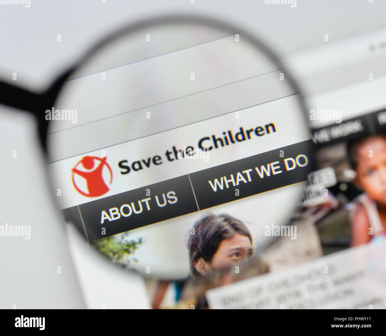 Save the children logo hi-res stock photography and images - Alamy