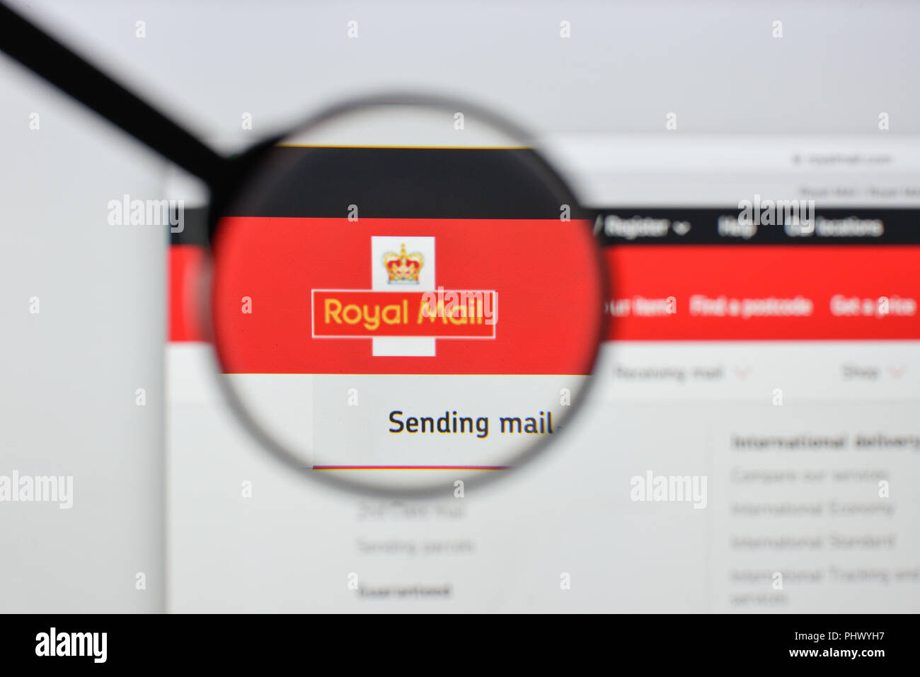 Royal mail website hi-res stock photography and images - Alamy
